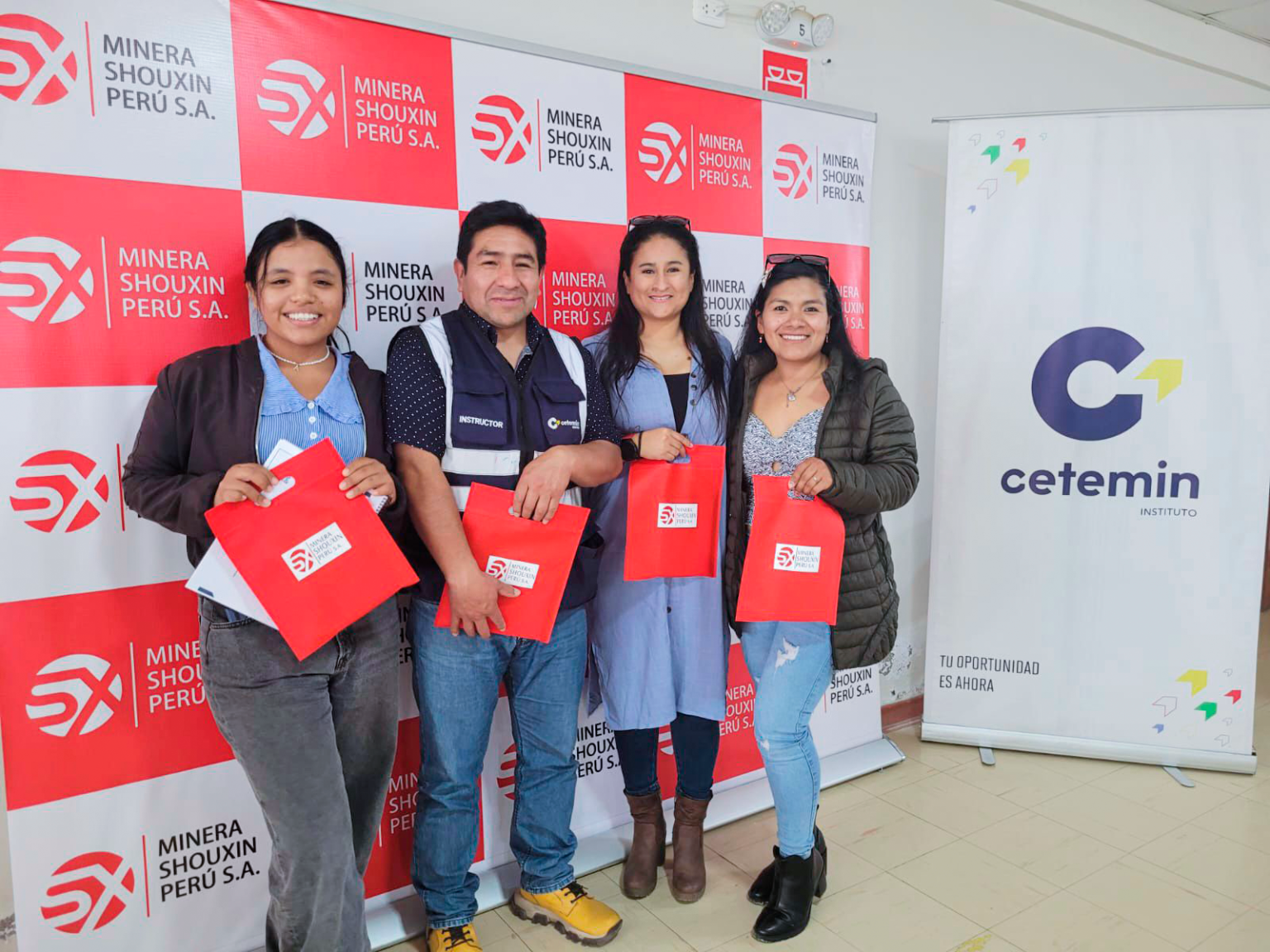 Minera Shouxin Perú: Cetemin concluye con éxito capacitaciones técnicas ...